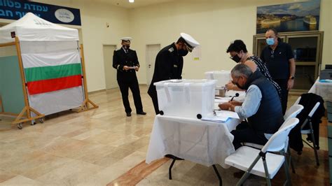 Български Военноморски Сили ЕКИПАЖЪТ НА ФРЕГАТА „ДРЪЗКИ” ГЛАСУВА