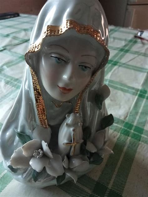 Фарфоровая статуэтка божья матерь — цена 650 грн в каталоге Статуэтки Купить товары для дома и