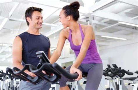 充满性张力 已婚熟妇最想出轨的对象是健身教练 6parkbbs com