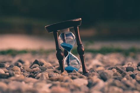Python VS C Time Complexity Analysis