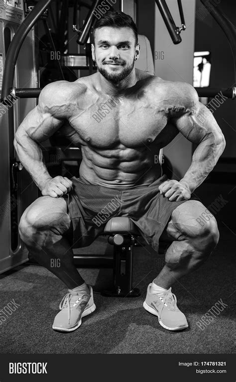 Handsome Fit Caucasian Image Photo Free Trial Bigstock