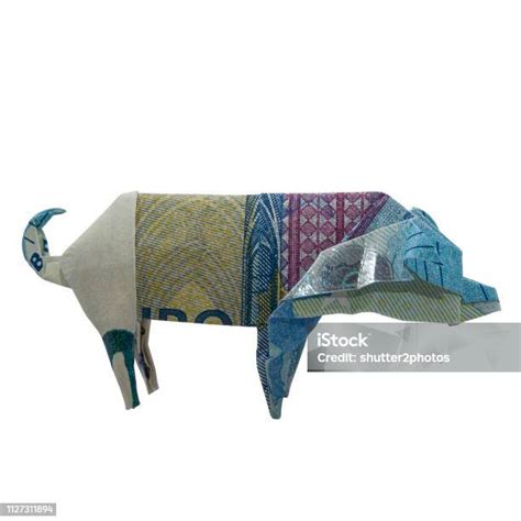 진짜 20 유로 참고 흰색 배경에 고립 된 돈 종이 접기 블루 돼지 멧돼지 접혀 종이접기에 대한 스톡 사진 및 기타 이미지 종이접기 0명 20 유로 지폐 Istock