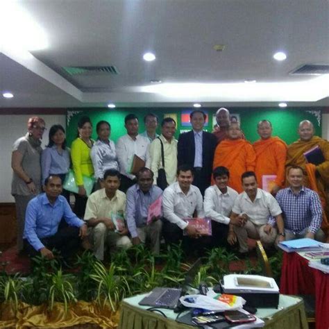 ការិយាល័យសហប្រតិបត ការិយាល័យសហប្រតិបត្តិការនិងអាហារូបករណ៍ Facebook