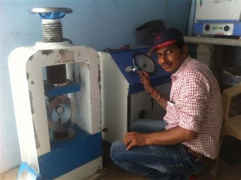 Compression Testing Machine Calibration Services At ₹ 2000 In New Delhi