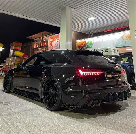Pin Von Alex Fanomezana Auf Voitures De Sport Luxusautos Auto
