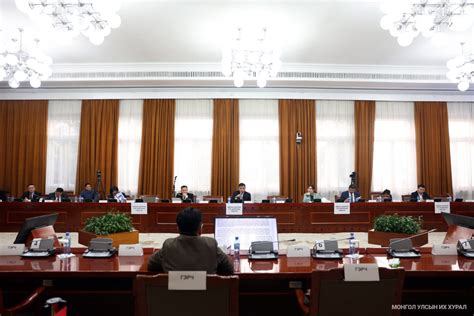 НҮҮРСНИЙ СОНСГОЛ Тавантолгой Түлш” ХХК ийн ТУЗ ийн гишүүд өөрсдийгөө 3 7 саяас 124 саяар