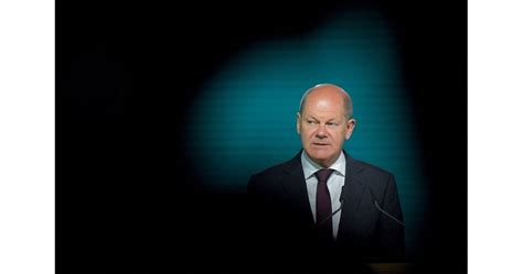 Олаф Шолц ще обсъди конфликта Судан по време на посещението си в Африка