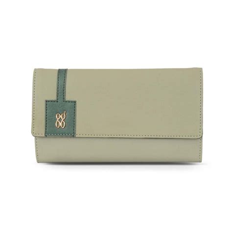 Buy Baggit Oregon M Green Large Wallet Online
