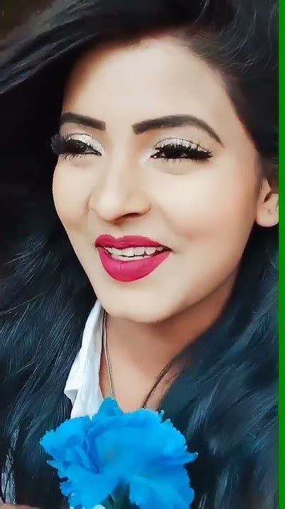 बस मोहब्बत है आपसे Short Video Youtube