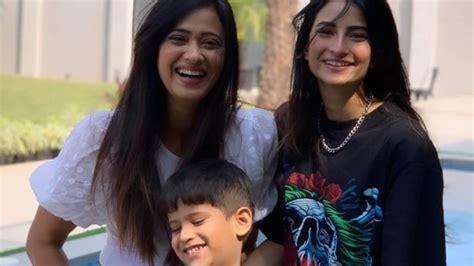Shweta Tiwari Get Latest News Photos And Videos Along With Latest