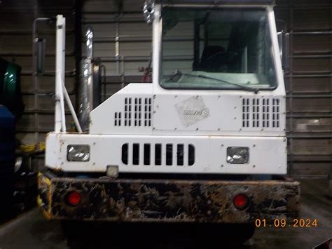 Y Roberts Truck Sales