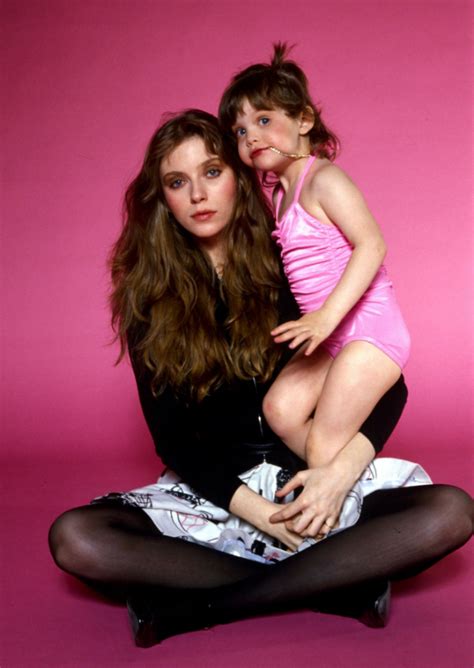 Adorable Photos Of Bebe Buell And Her Daughter Liv Tyler In 1980