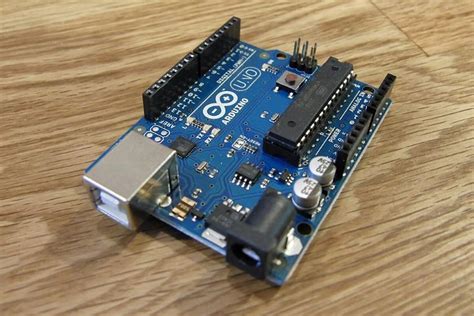 mạch arduino là gì cấu tạo và các ứng dụng của mạch arduino makeblock