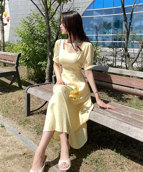 클래식블랑 린넨하트 여름 휴양지룩 스퀘어넥 반팔 뒷리본 플레어 롱원피스