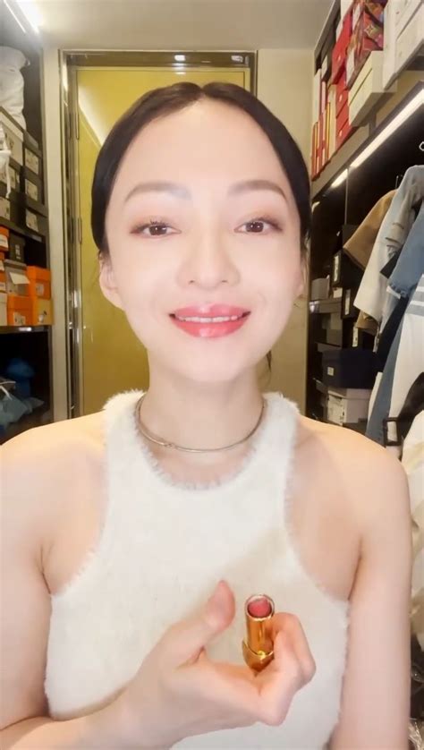 Pin Oleh Steve Di Angela Zhang 張韶涵