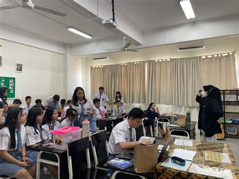 Finance Program Goes To School Sma Santo Thomas 1 Dan Sma Santo