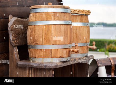 Sale traditional Russian kvass from wooden barrels Stock Photo - Alamy