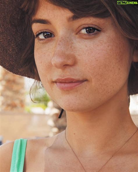 Milana Vayntrub Gethu Cinema