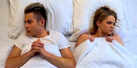 10 Signs Youre Bad In Bed Yourtango