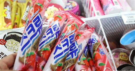 아이스크림 안 먹어 긴 장마에 매출 꽁꽁…살살 녹일 8월이 온다