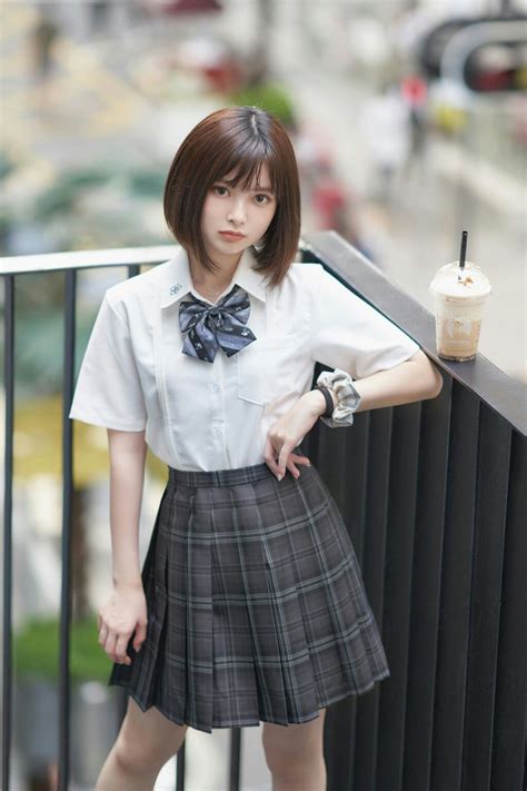 日系格子裙的jk高中美少女 制服美少女》cute Girl Pretty Girls 漂亮 可愛 格子裙 討論區 拜拜
