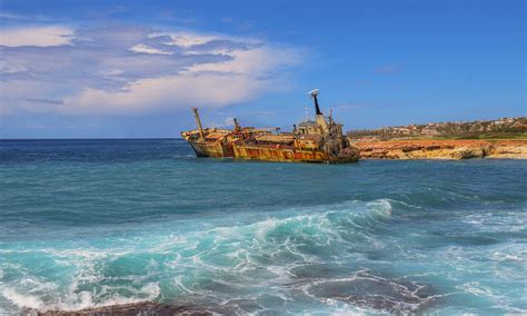 500 Free Shipwreck And Nature Images Pixabay