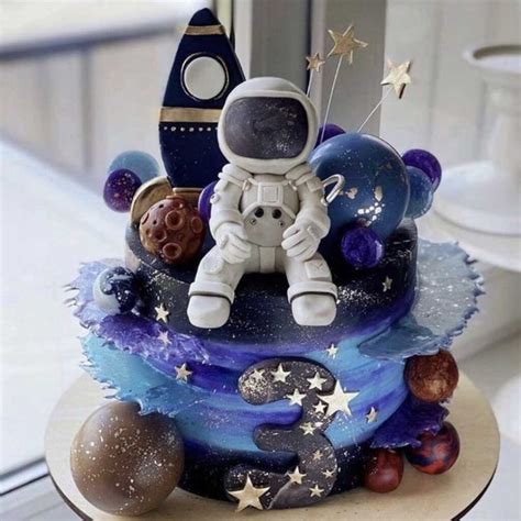 زیباترین و خاص ترین مدل های کیک تولد طرح فضانورد