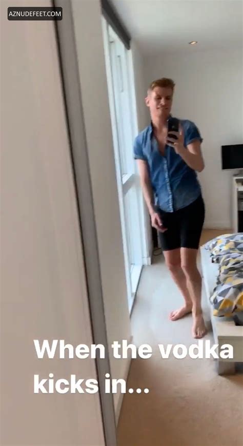 Thomas Morrison Feet Aznudefeet Men