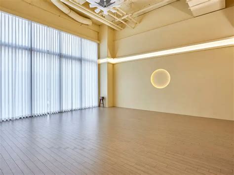 뉴트럴톤 편안한 내부 25평 요가 스튜디오 인테리어 하남 망월동