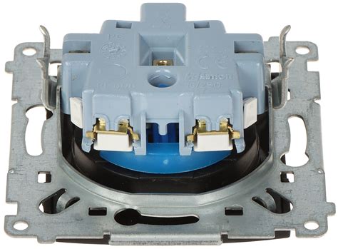 DATA SINGLE SOCKET OUTLET WITH SOCKET ACCESS ELEMENT D V Socket Outlets Delta