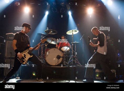 Helmet Band Live At Savannah Derrington Blog