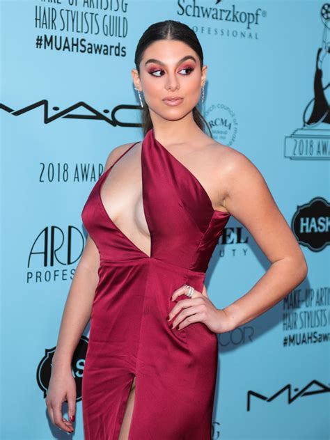 Kira Kosarin Sexy 40 Photos S Thefappening
