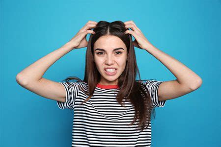 Scalp Scabs Causes Symptoms Diagnosis Treatment