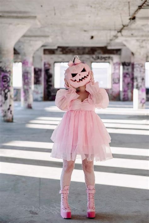 Female Halloween Costumes Pink Hair At Angus Lydia Blog