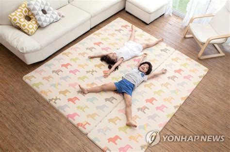 윗집에서 한밤중 1분간 쿵쿵 층간소음 피해 배상 받는다