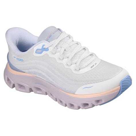 Sofía Vergaras Favorite Skechers Hands Free Slip Ins For Spring 2026
