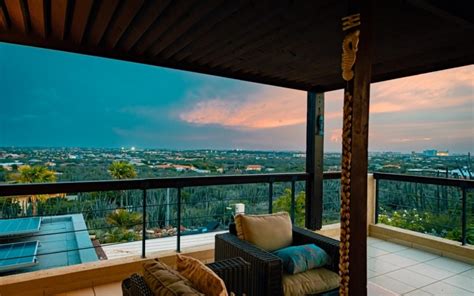 Alto Vista 45 A Keller Williams Aruba