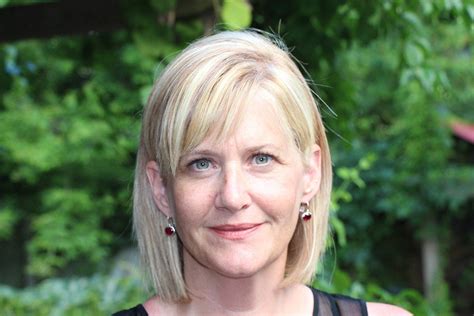 U Of Ts Barbara Fallon Uses Data To Help Front Line Workers Support