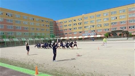 1학년 여자 줄다리기 Youtube