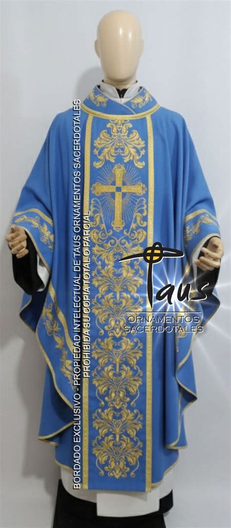 Conjunto Casullas Colores Litúrgicos Taus Ornamentos Sacerdotales