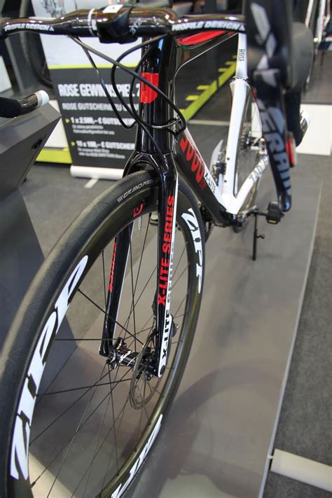 Rose X Lite Cw Combines Aerodynamics And Disc Brakes For Road Cc