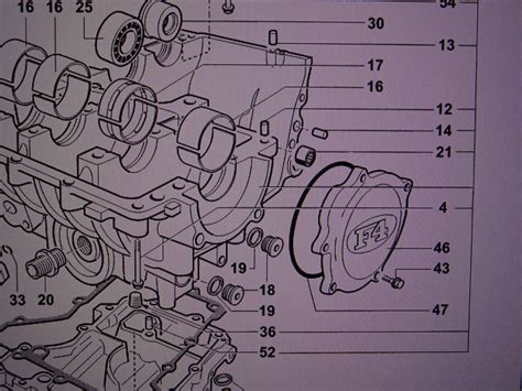 Yahoo オークション Mv Agusta F4 B4 750～1078rr用純正左クランクケ