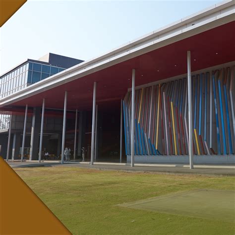 Bu Connect สหกรณ์เปิดใหม่ที่ตึก A8 อาคารสมัครเรียน ชั้น 2 แค่เข้ามาในมอเธอตึกแรกก็เจอสหกรณ์