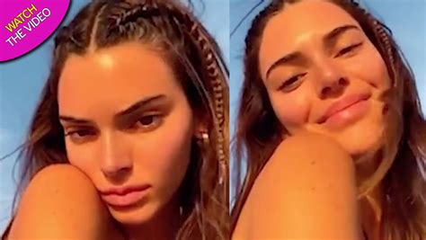 Kendall Jenner Showcases Her Natural Beauty In Makeup Free Mirror Selfie Irish Mirror Online