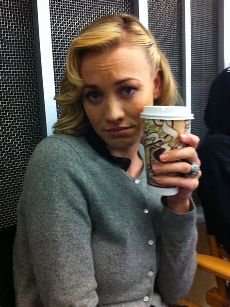 She Looks So Cute Scrolller