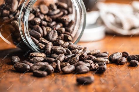 Premium Photo Roasted Cocoa Beans