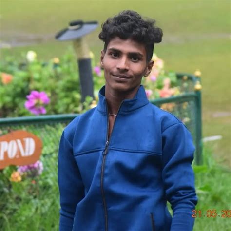 V V Varan Vv Varan • Threads Say More