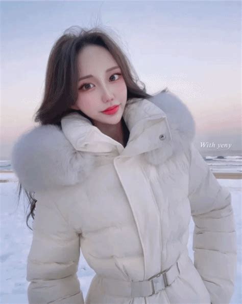 당일배송🔥[1600장 백화점납품] 끌루 벨트 롱패딩 에이블리