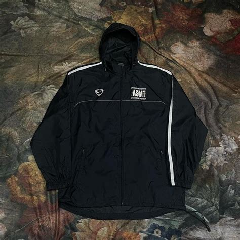 나이키 빈티지 테니스로고 화이트 사이드라인 블랙바람막 헬로마켓