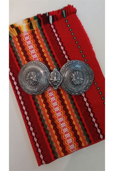 Кюстендилски пафти за носия пафти